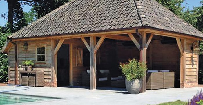 Houten poolhouse op maat in landelijke sfeer - NOESK